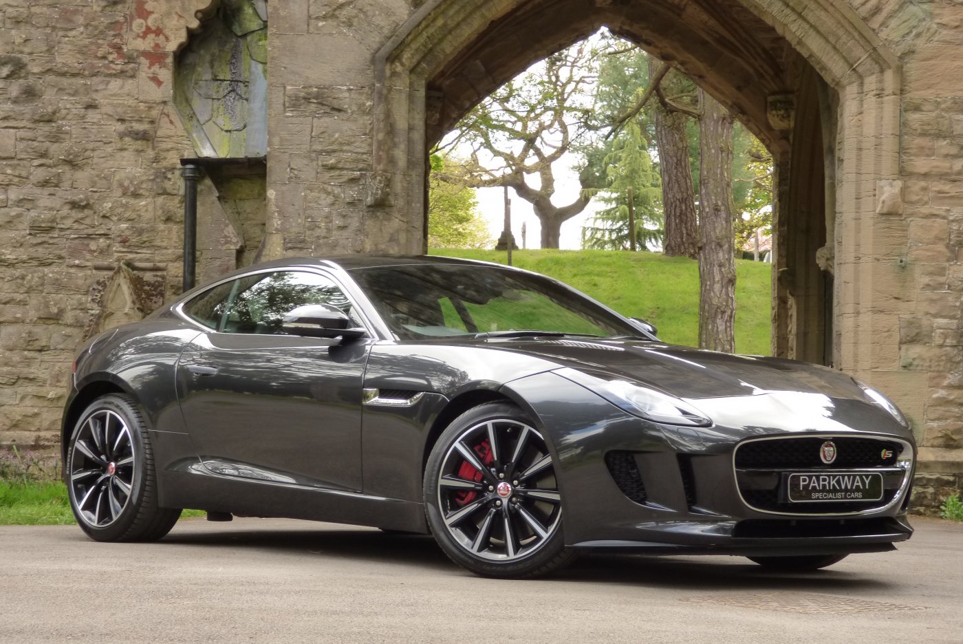grey f type