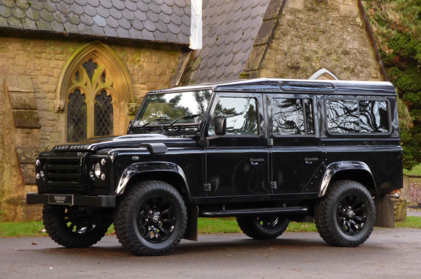 LAND ROVER DEFENDER 110 XS S/W LWB (No VAT)