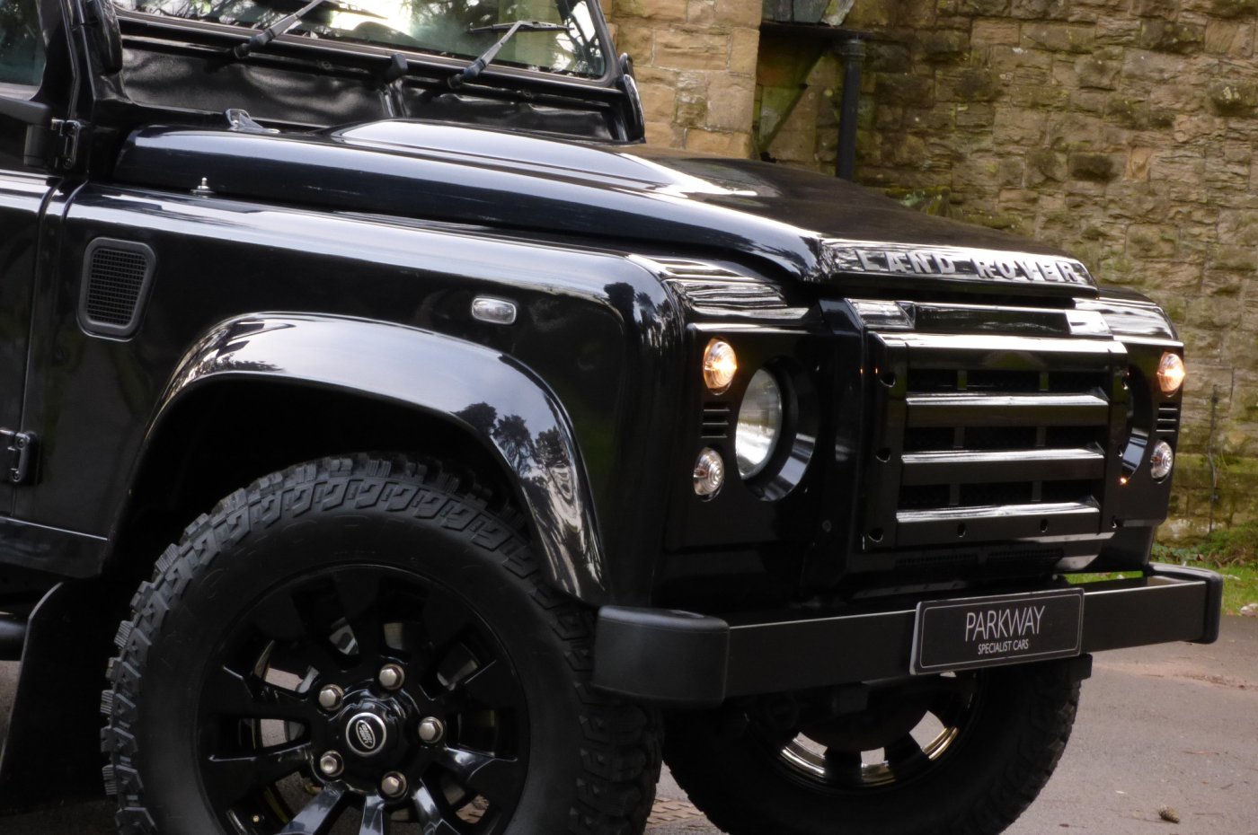 LAND ROVER DEFENDER 110 XS S/W LWB (No VAT)